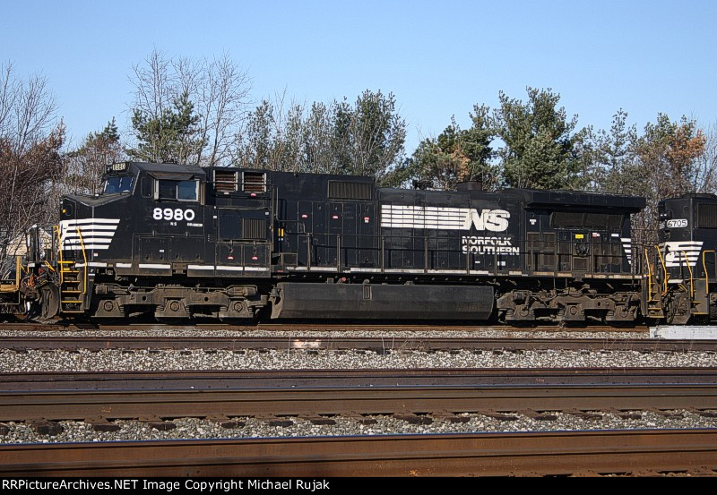 NS 8980